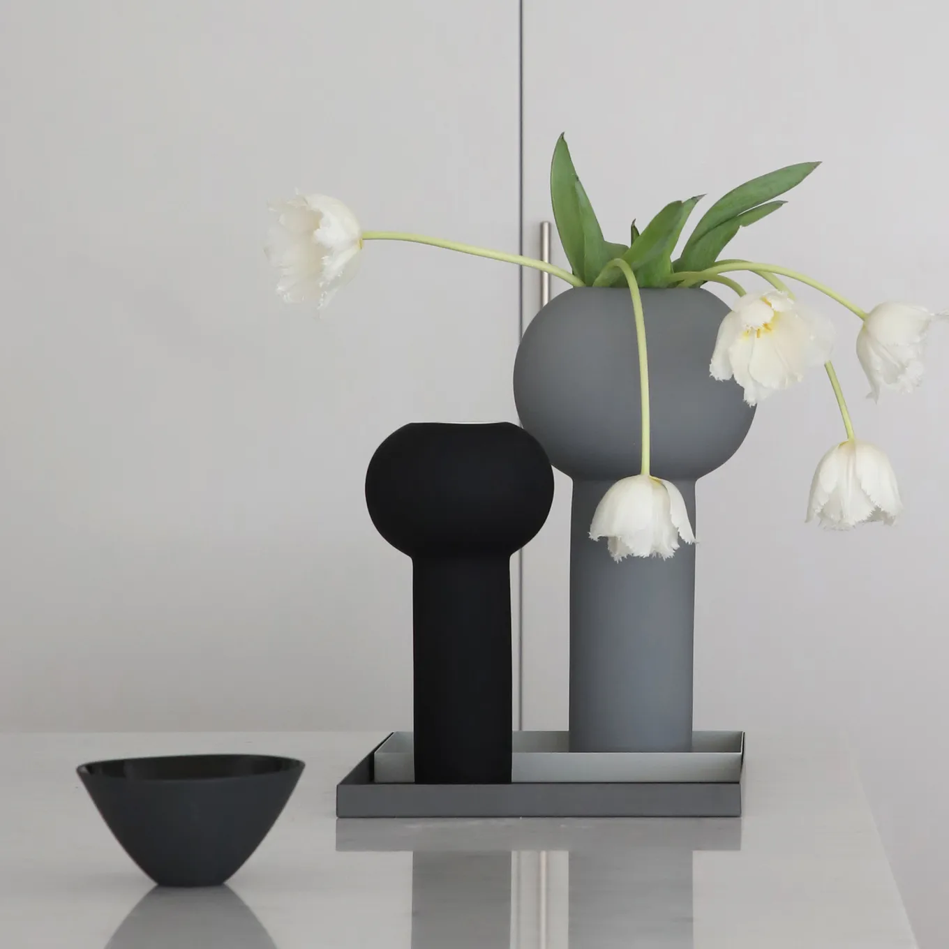 Kjøp Pillar vase 24 cm fra Cooee Design - NordicNest.no