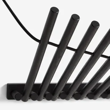 Kjøp Knaegt klesknagg fra Woud - NordicNest.no