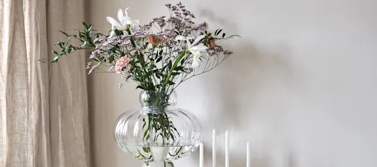 9 store vaser for vårens blomster